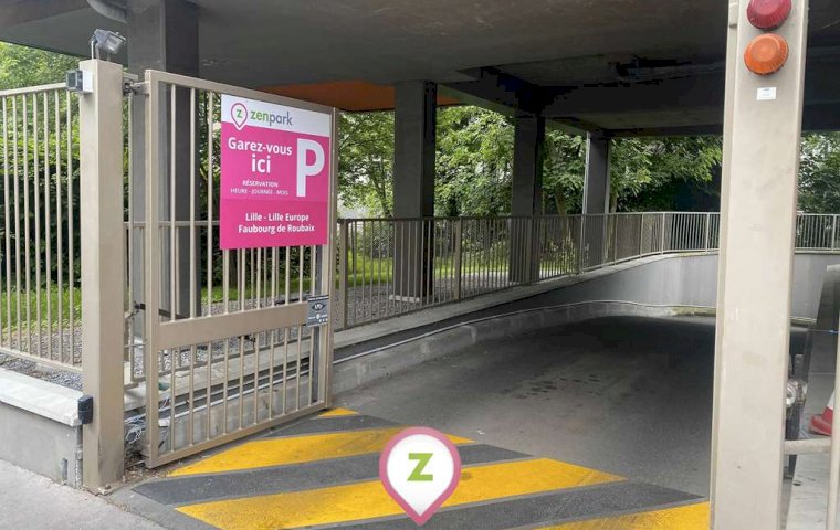 Réservez une place dans le parking Zenpark Lille Europe - Faubourg de ...
