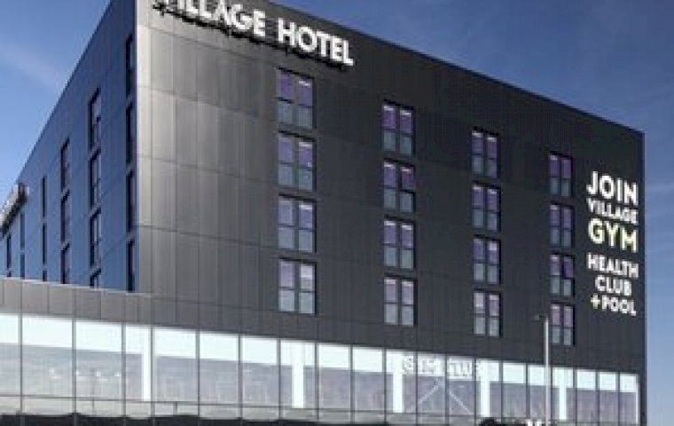 Book a parking spot in ParkBee Village Hotel Farnborough car park