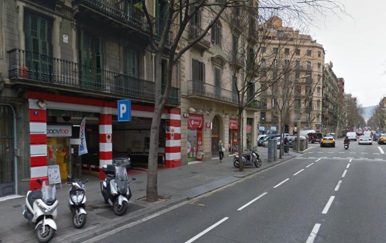 Réservez une place dans le parking Romara - Plaça Universitat