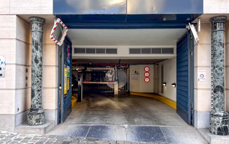 Book a parking spot in ParkBee Gare de Bruxelles Central car park