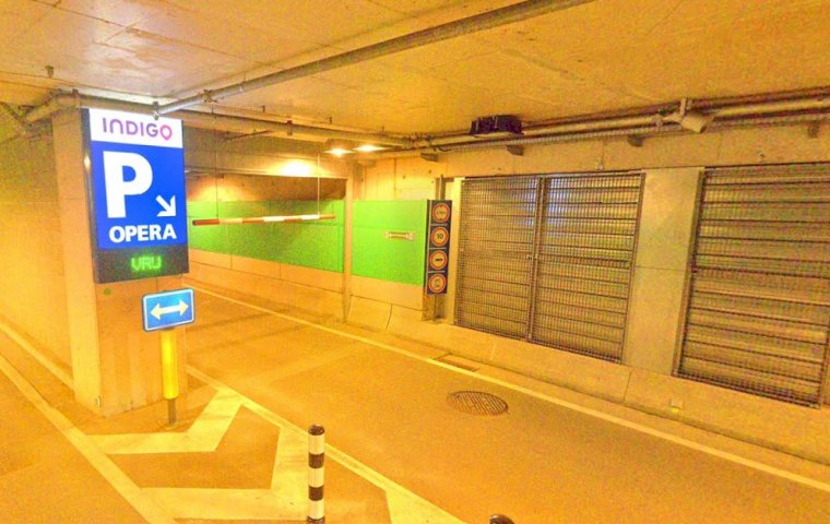 Book a parking spot in Indigo Opera car park