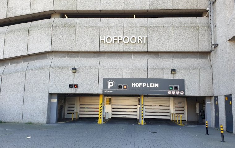 Book a parking spot in ParkingYou Hofplein car park